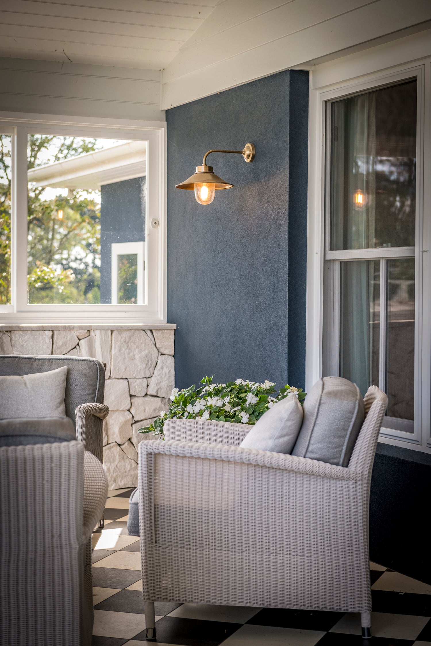 Isca House Gallery: A Visual Delight of Luxury Living in Picturesque Surroundings – ISCA House