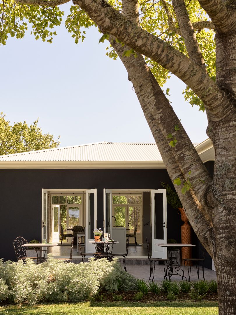 Isca House Gallery: A Visual Delight of Luxury Living in Picturesque ...